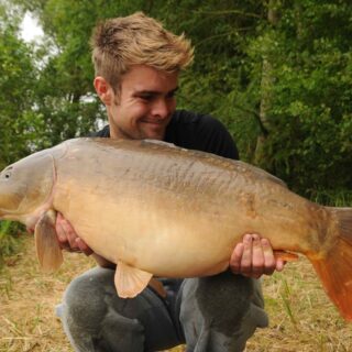 Fishing Lakes in Buckinghamshire - Day Ticket Lakes