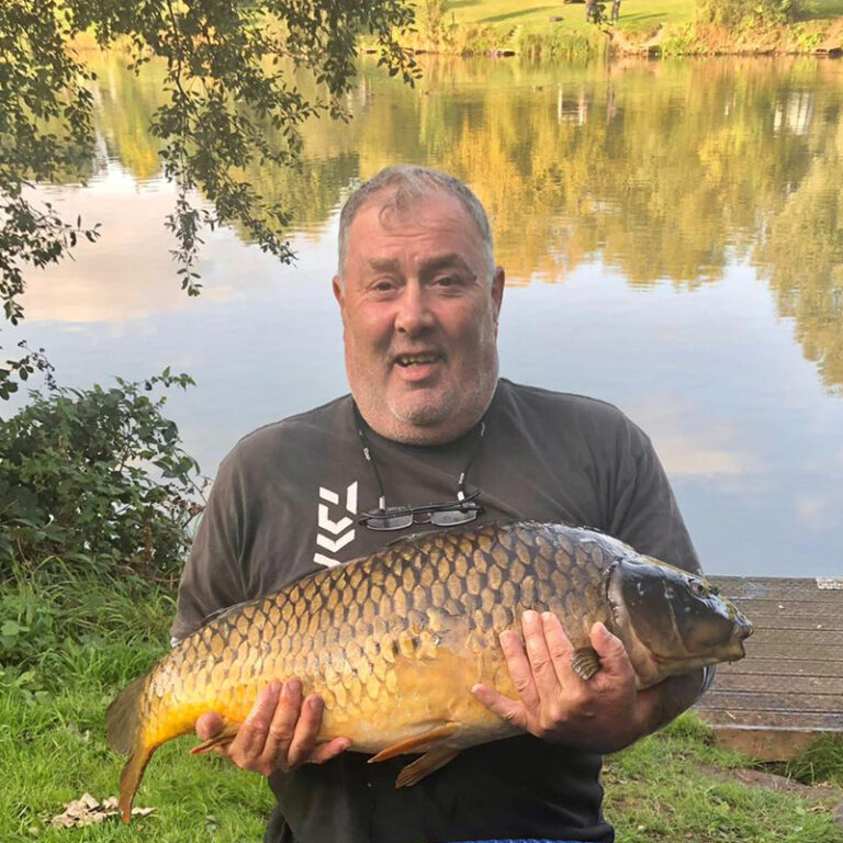 Tooting Common Main Pond (London) - Day Ticket Lakes
